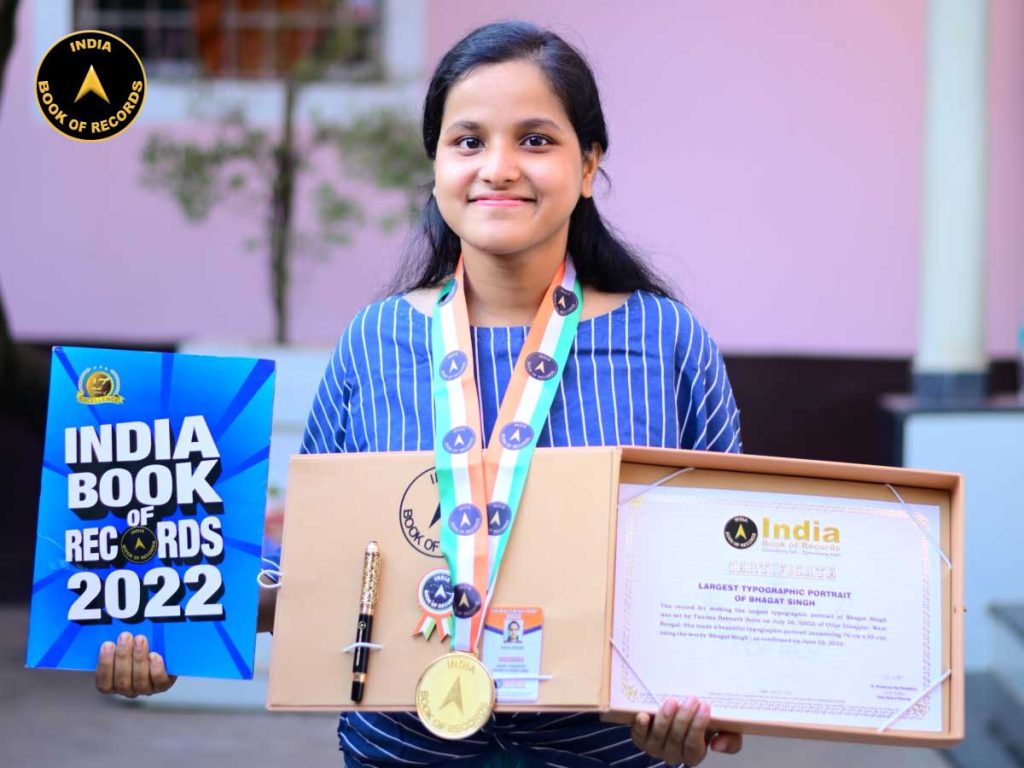 Largest typographic portrait of Bhagat Singh - India Book of Records