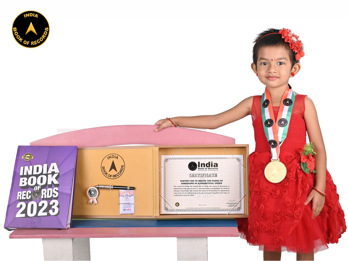 Fastest Kid To Recite The Names Of Dinosaurs In Alphabetical Order