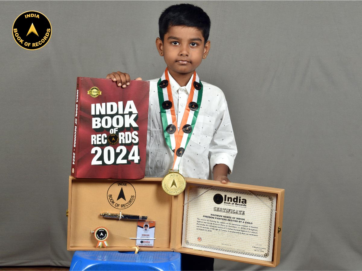 Maximum names of Indian freedom fighters recited by a child