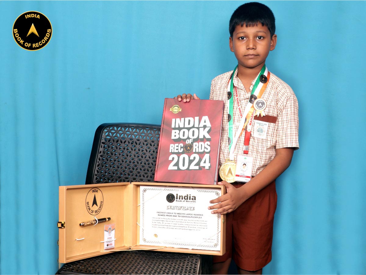 Fastest child to recite large number names from one to googolplexplex ...