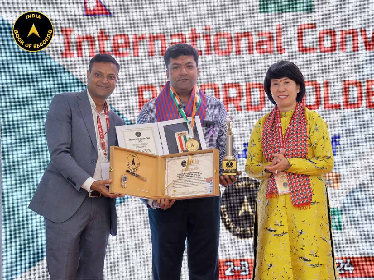 Handwritten transaction sheets of cheque books maintained by an ...