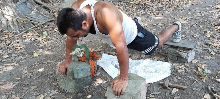 15 Unique & Bizarre Indian Records You Won’t Believe Exist
