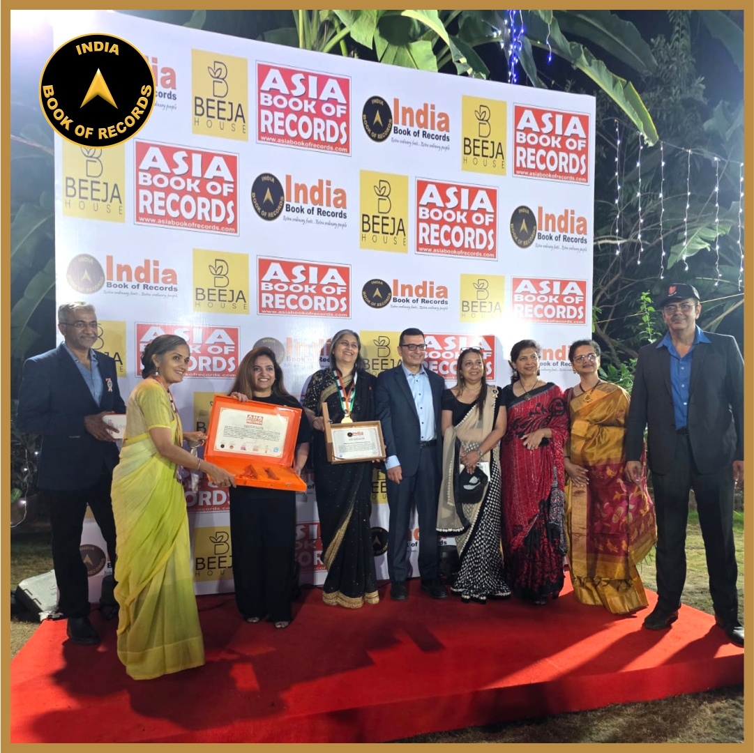 Largest Wall Display of Doctor-Written Patients’ FAQs